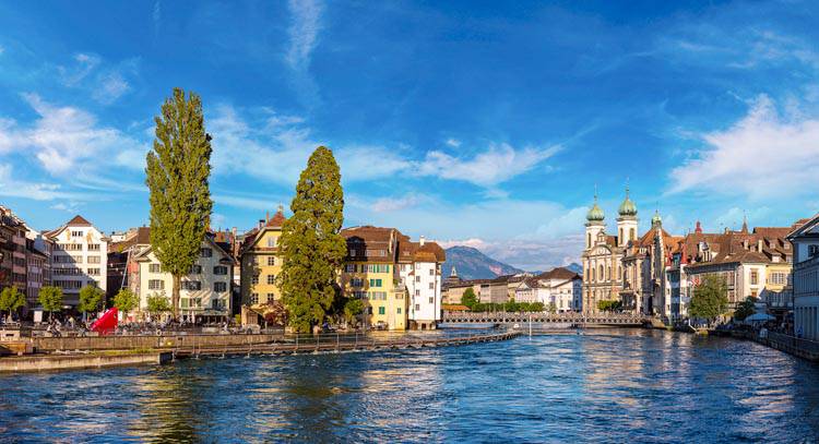 Lucerna miasto aniołów - Poznaj Świat